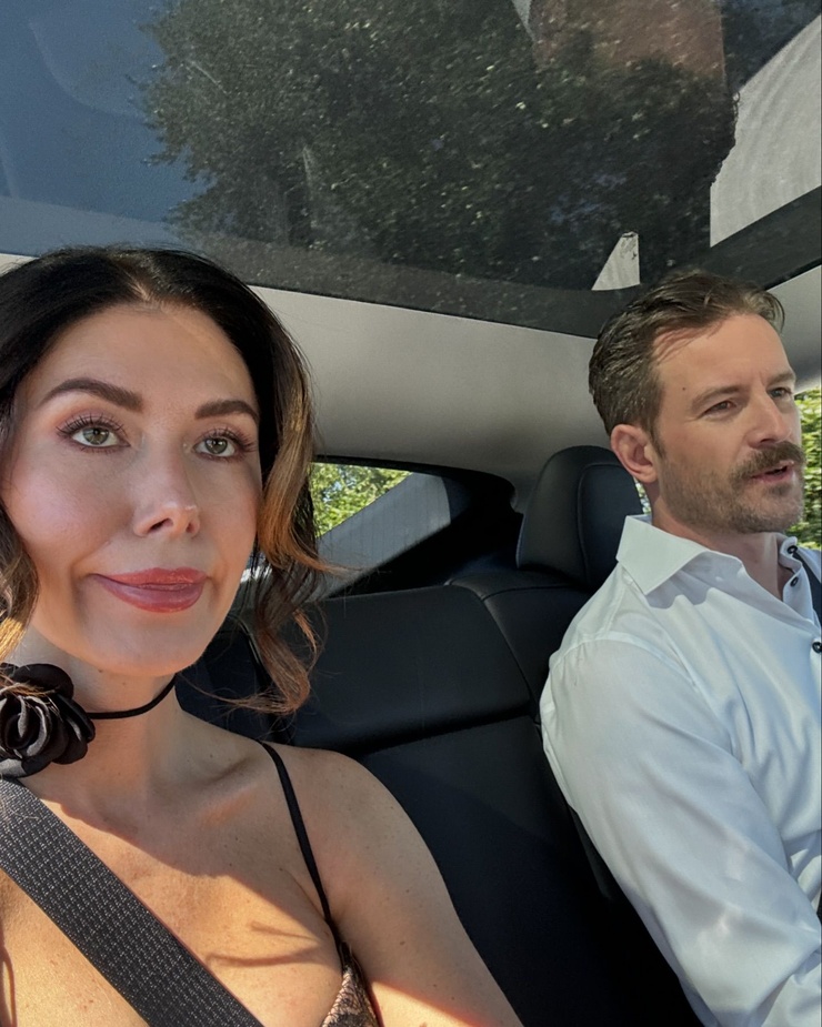 Jewel Staite picture