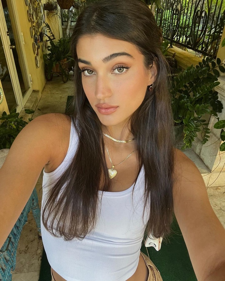 Image of Rachel Carrillo