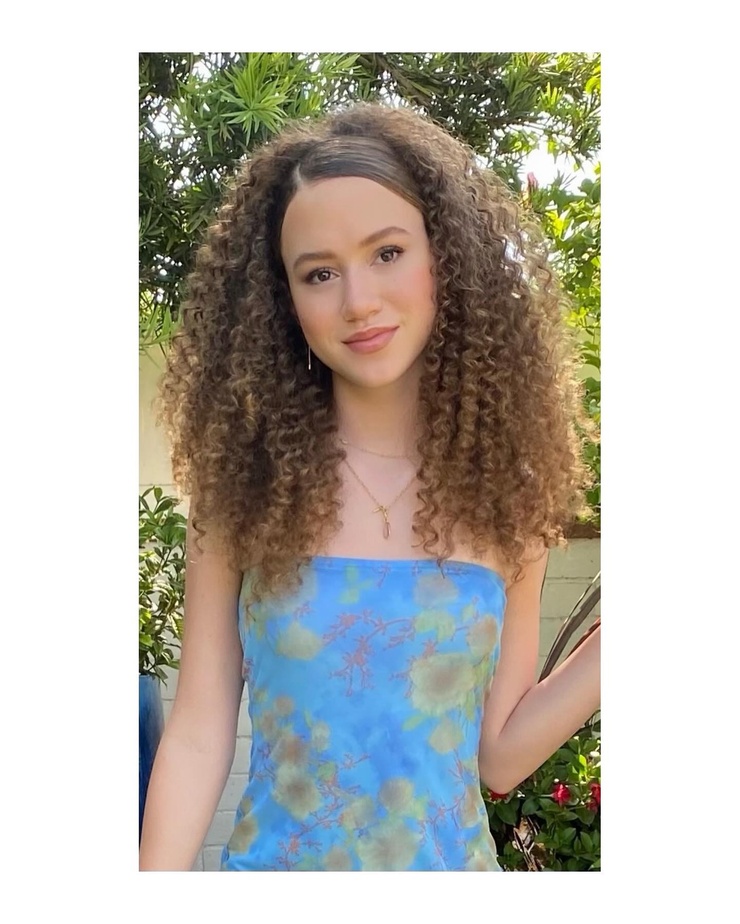 Picture of Chloe Coleman