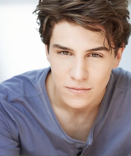 Michael Grant picture