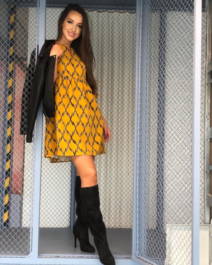 Modelling For Romantic Kazan