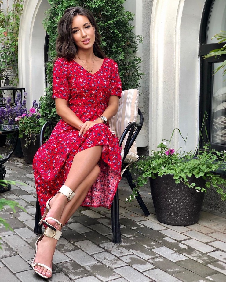 Modelling For Romantic Kazan