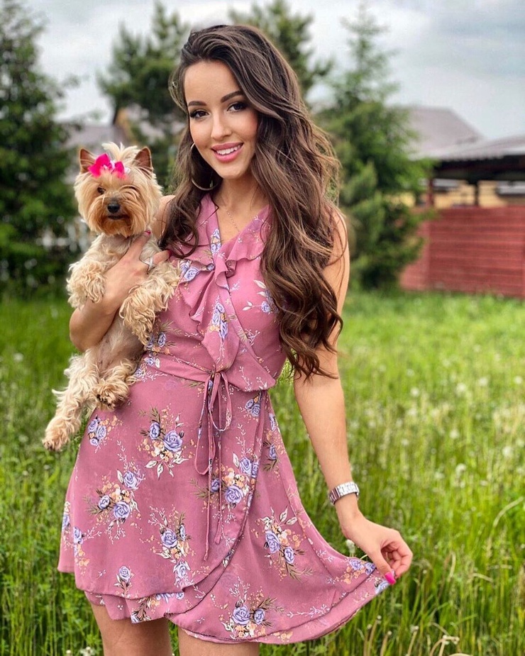 Modelling For Romantic Kazan