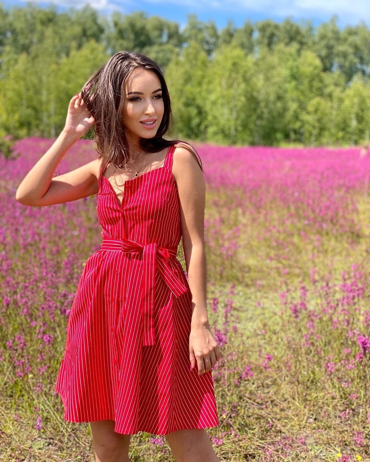 Modelling For Romantic Kazan