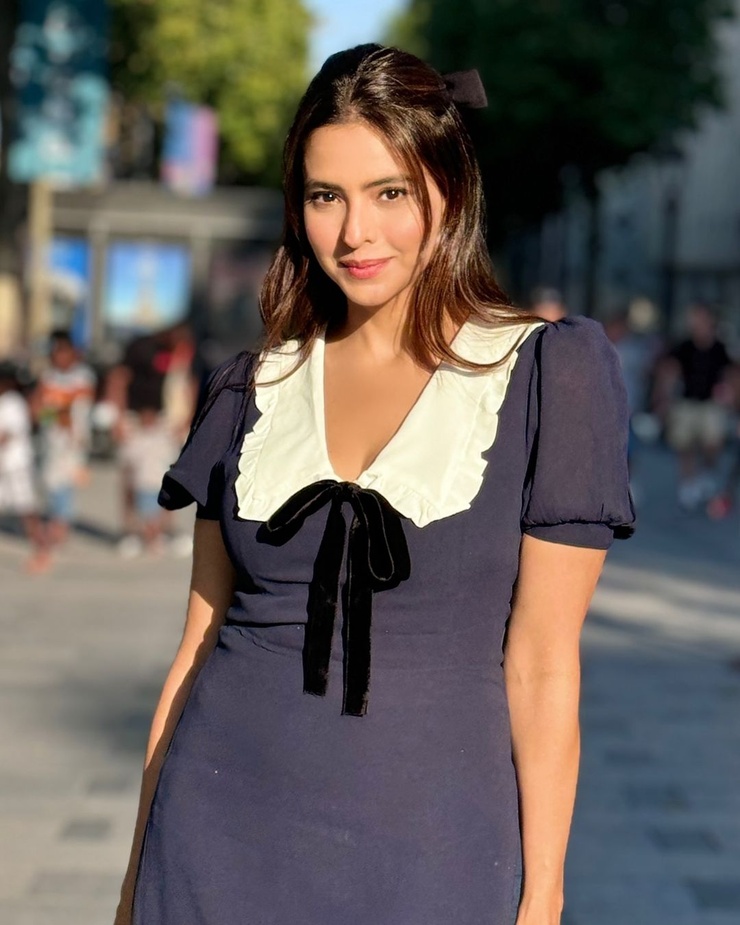 Picture of Aamna Shariff