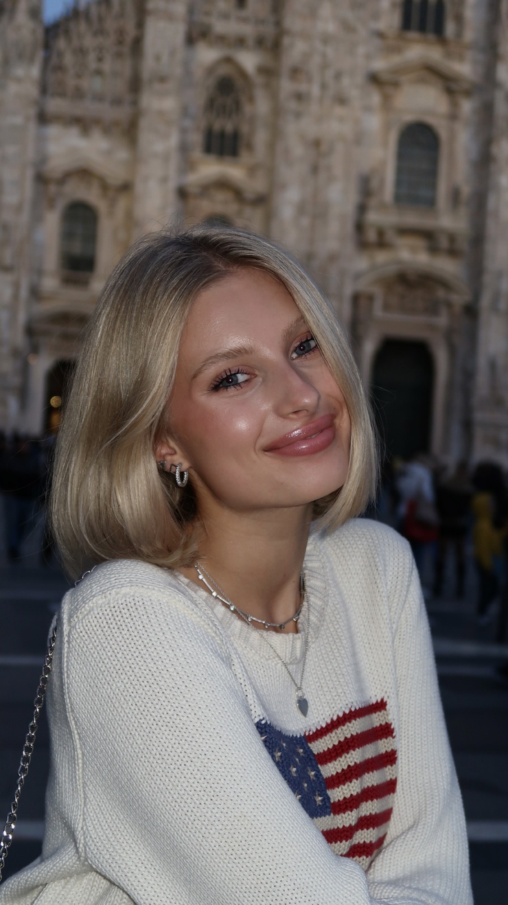 @olaszkolda Official IG Ola Szkolda Young Model Al