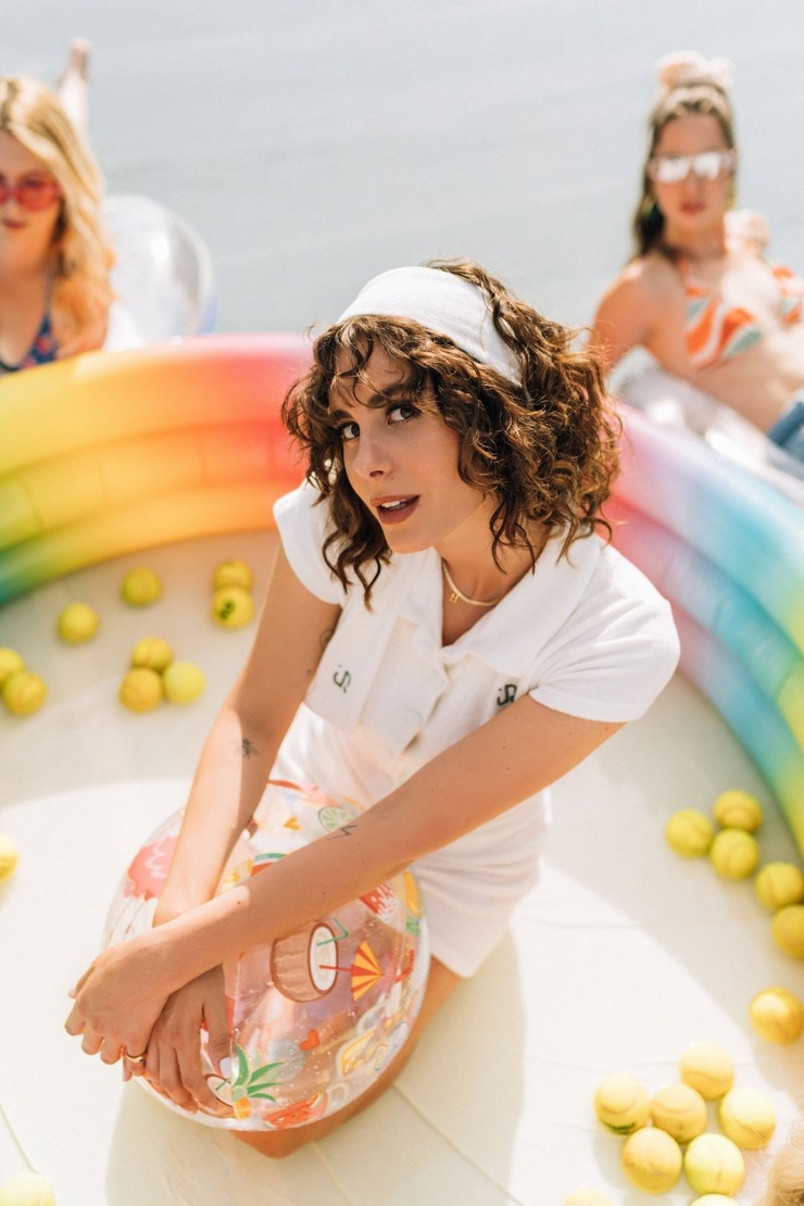 Image of Nika Turkovic: sutra