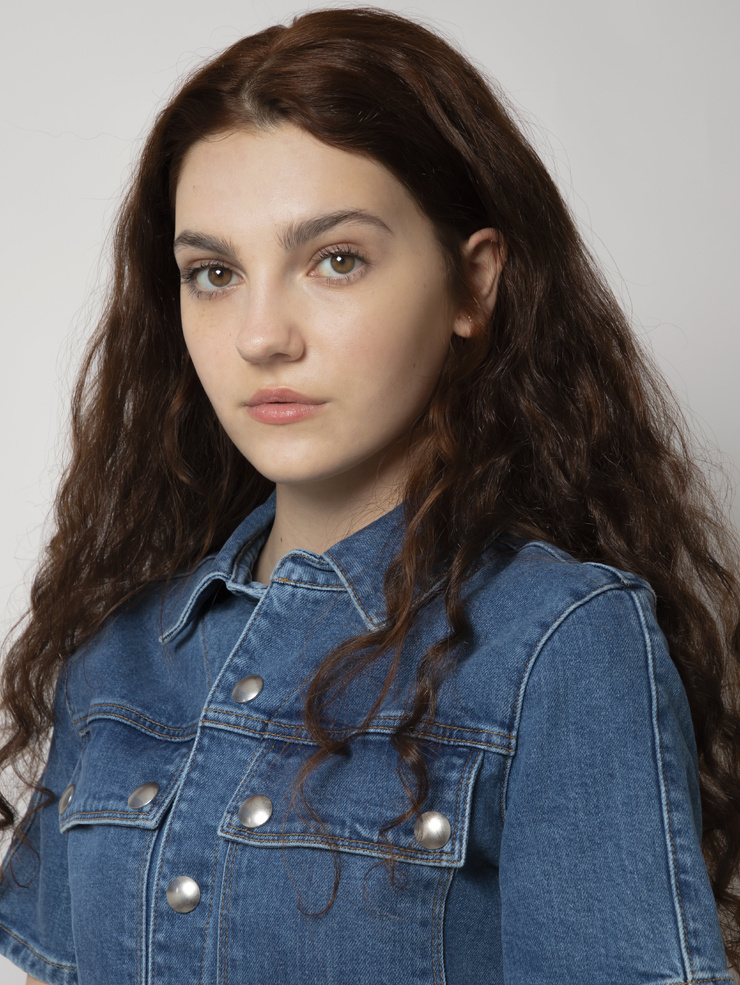 Picture of Emily Carey