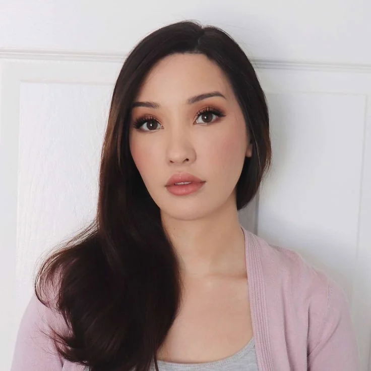 Image of Roaming Millennial