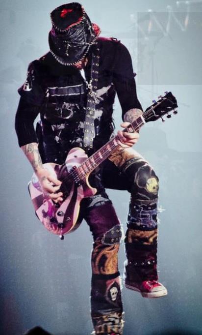 Image of DJ Ashba