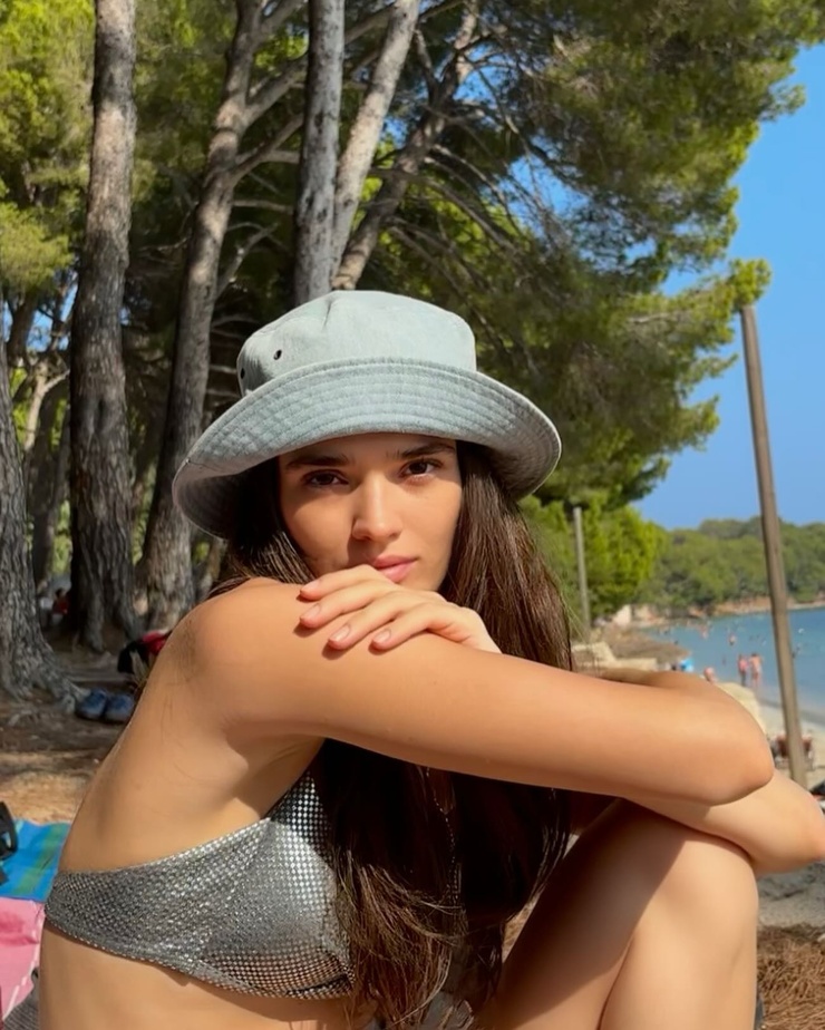 Picture of Alexandra Micu