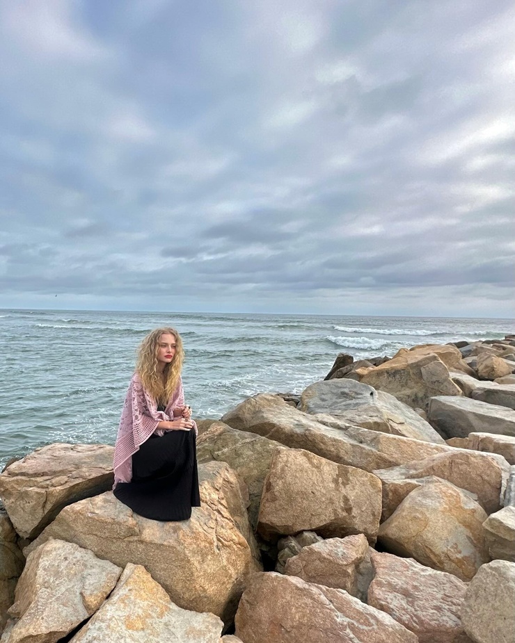 Amiah Miller picture