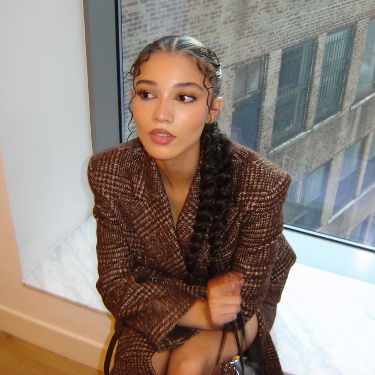 Picture of Malia Baker