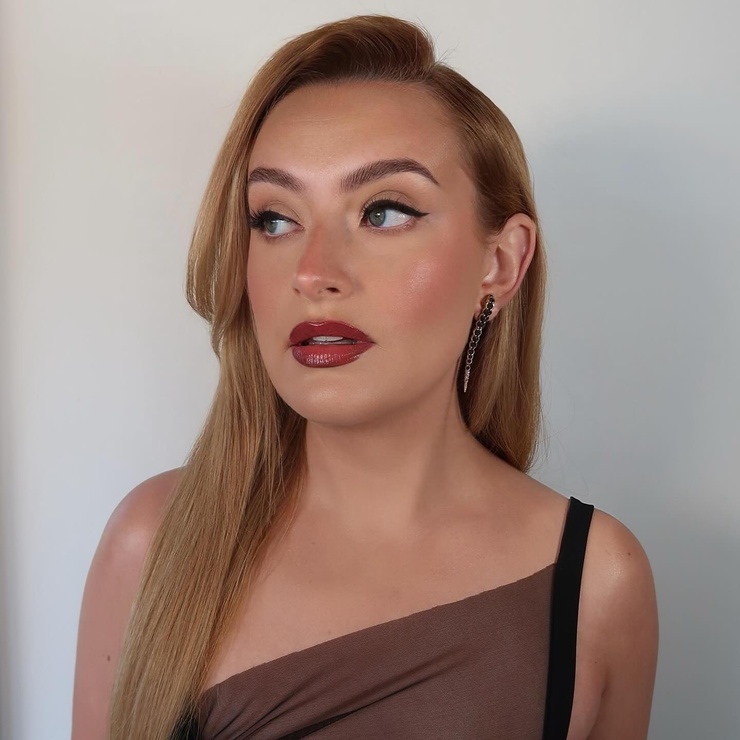 Amelia Dimoldenberg pictures and photos