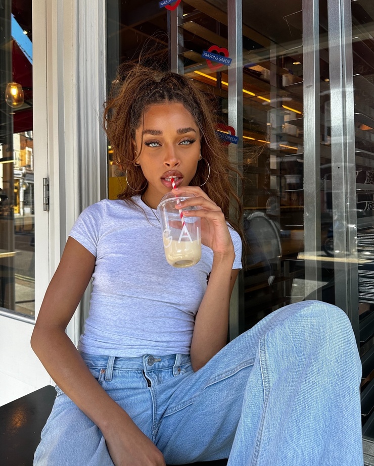 Image of Idania Hopkin