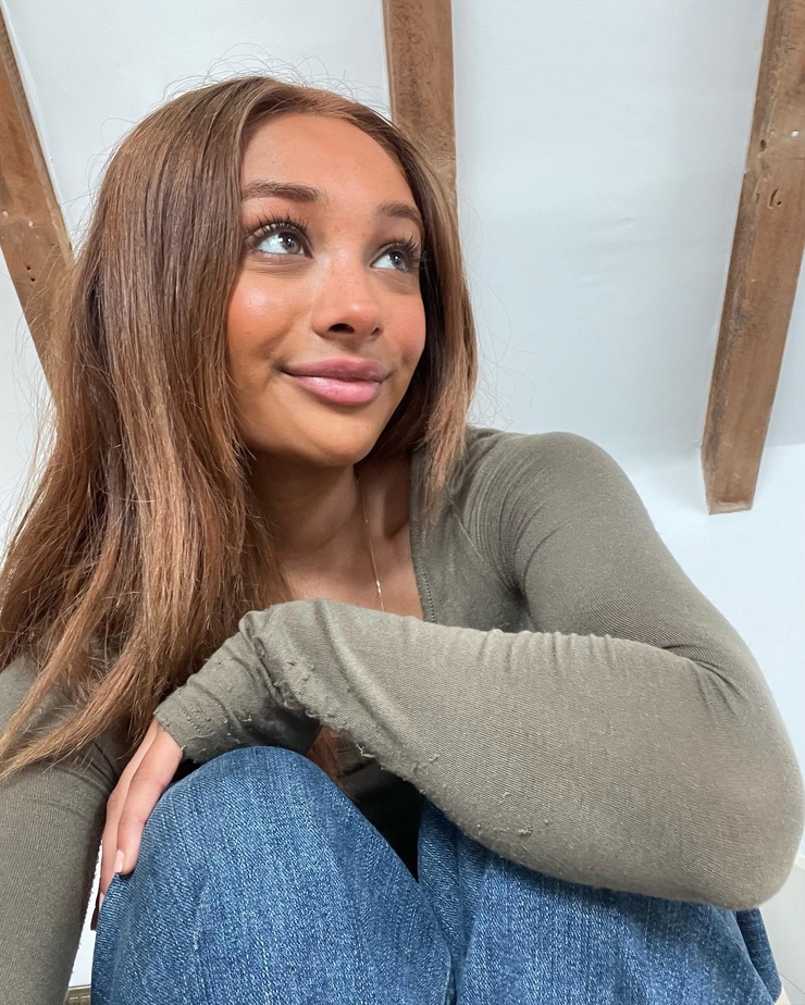 Picture of Rochelle Harrington