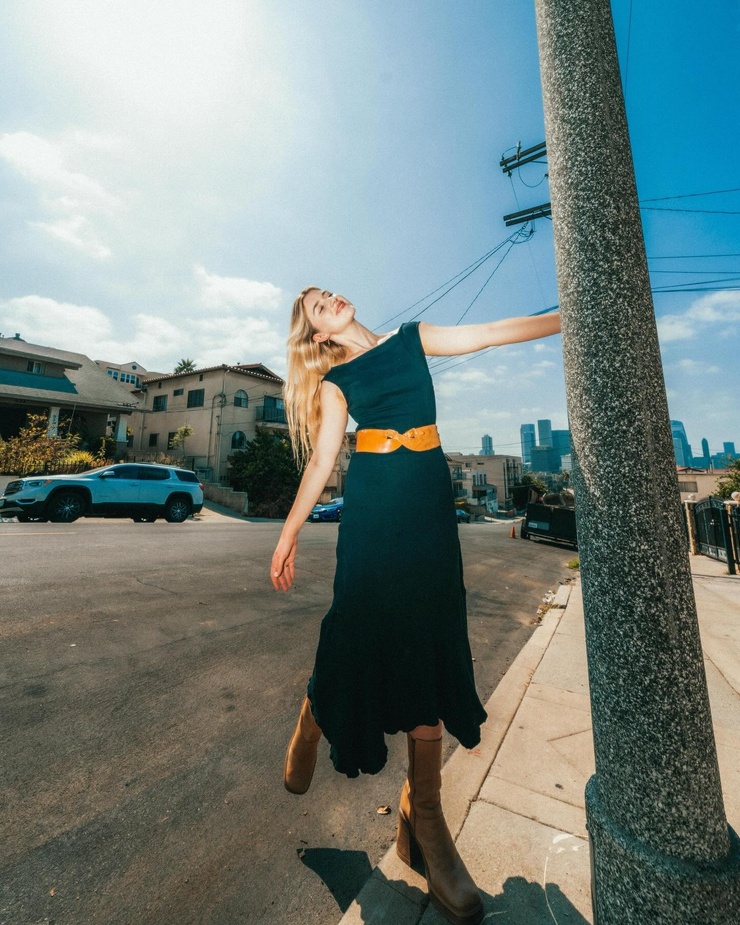 Brooke Elizabeth Butler pictures and photos