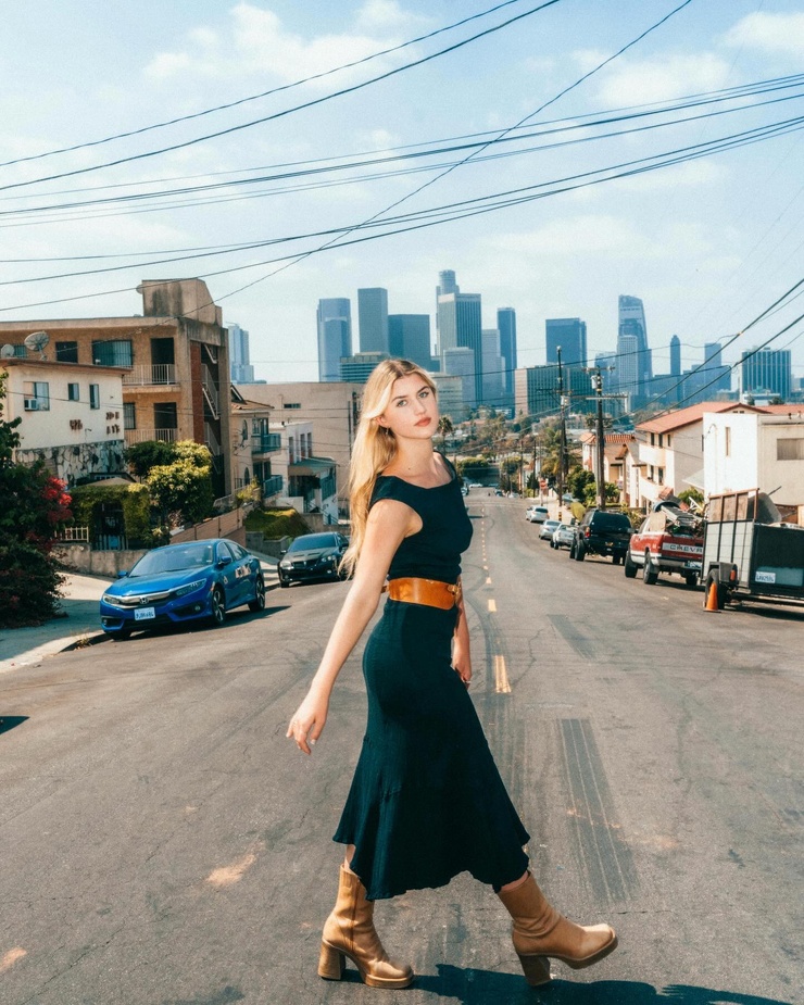 Brooke Elizabeth Butler pictures and photos