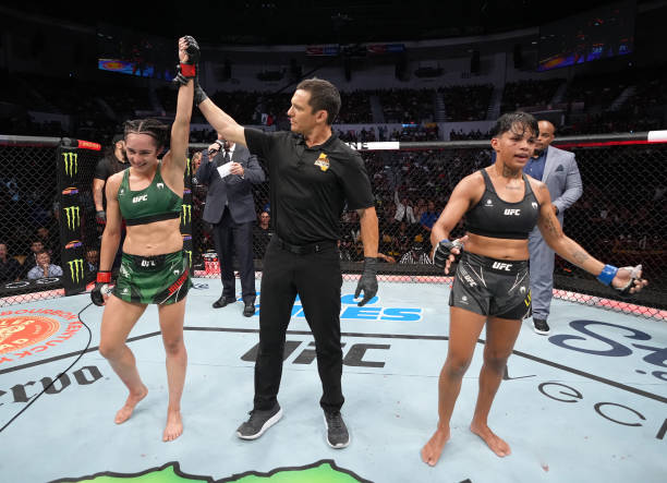 Yazmin Jauregui, Iasmin Lucindo