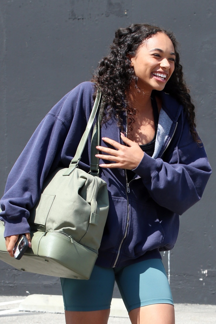 Chandler Kinney picture