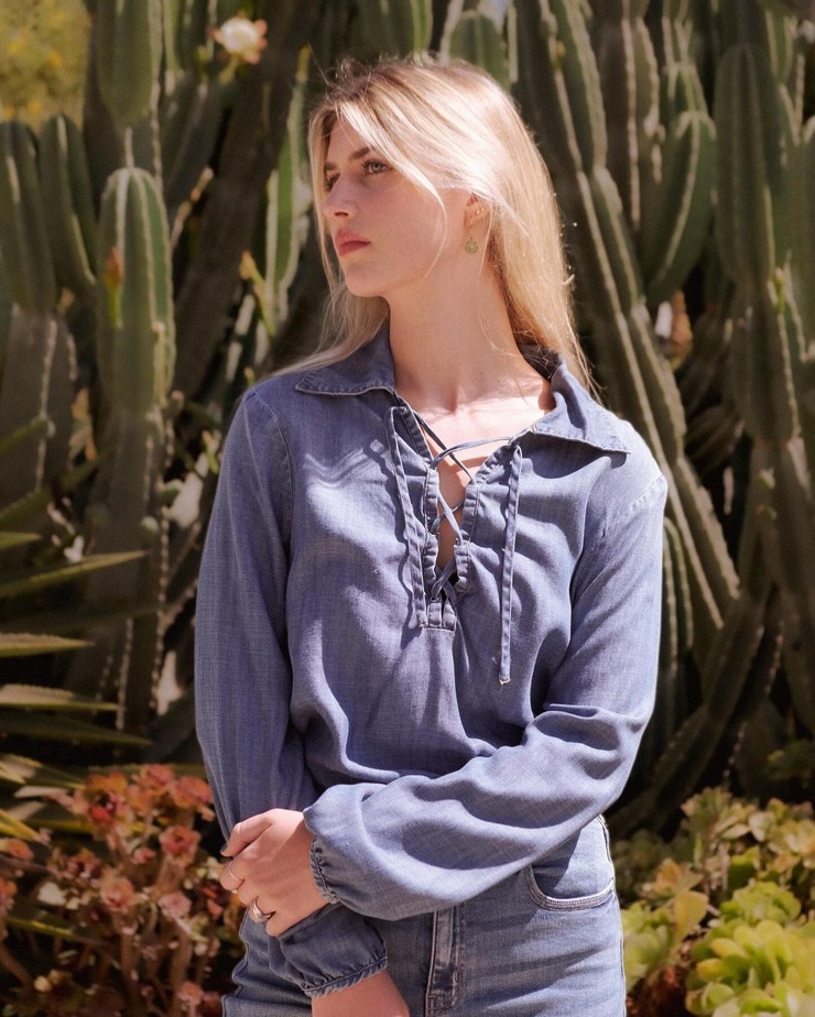 Brooke Elizabeth Butler pictures and photos