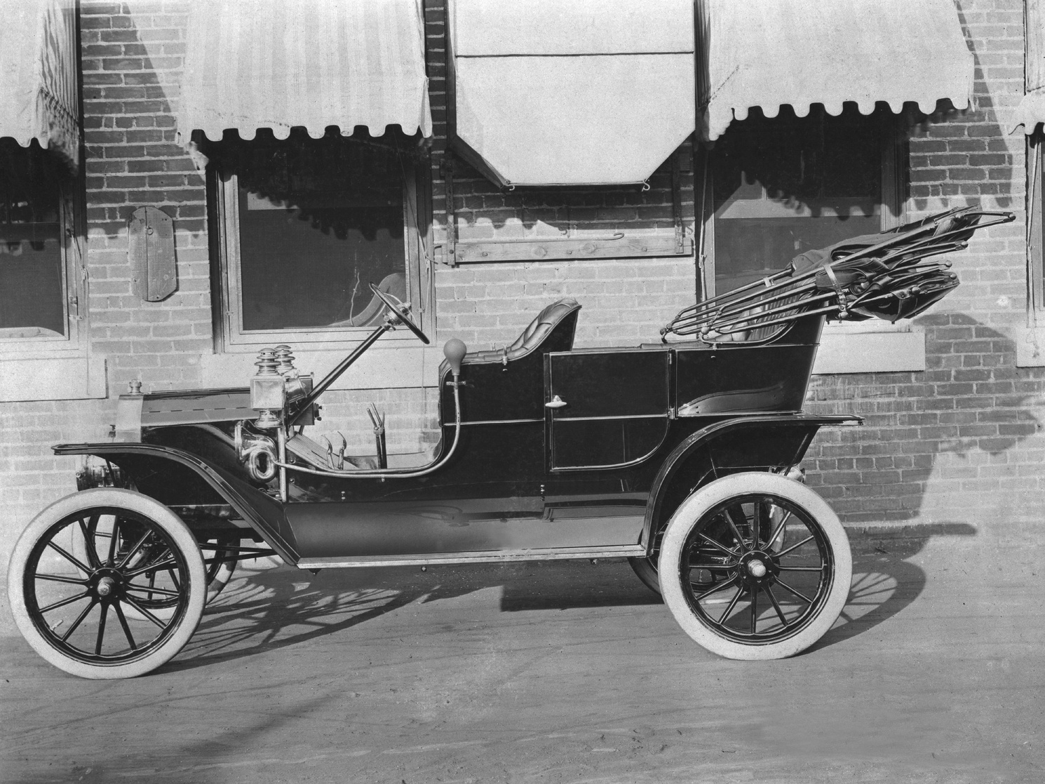 1908 Ford Model T Touring Car
