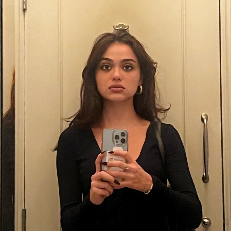 Picture of Nailea Devora