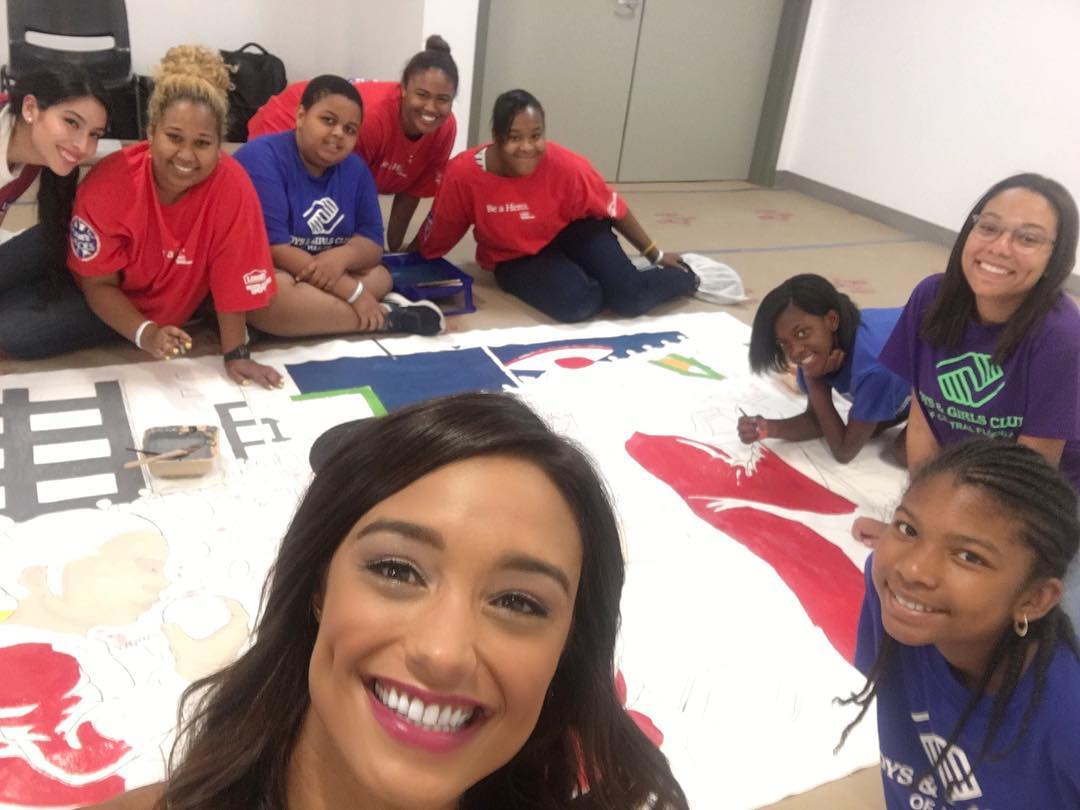 via Instagram (@rachelsmithtv)