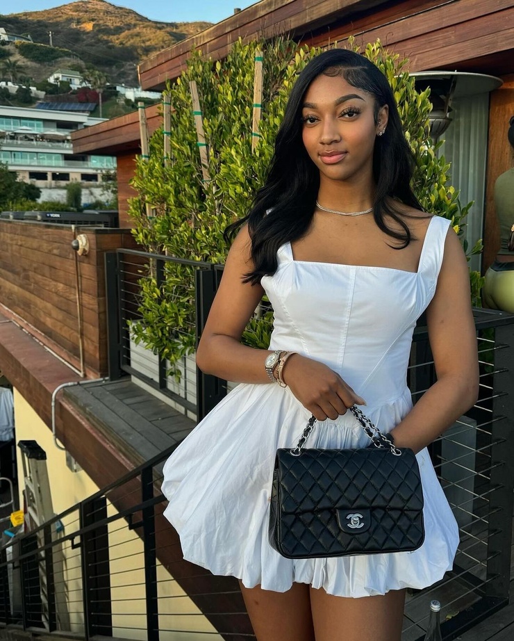 Angel Reese picture