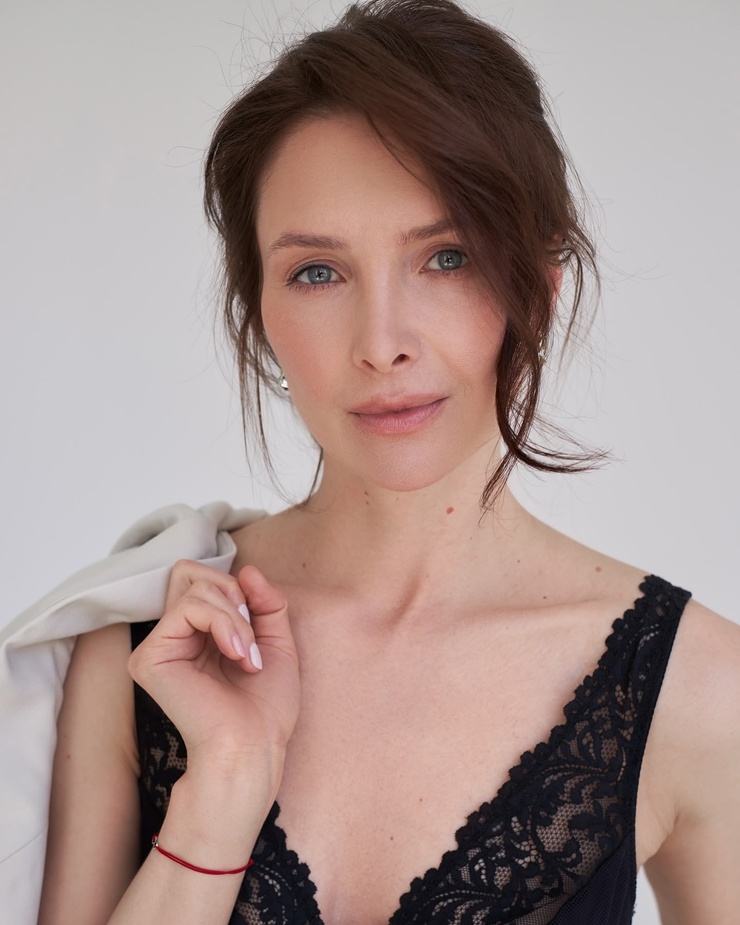 Elena Radevich picture