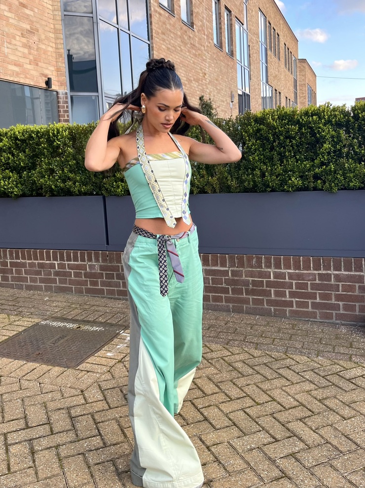 Sinéad Harnett picture