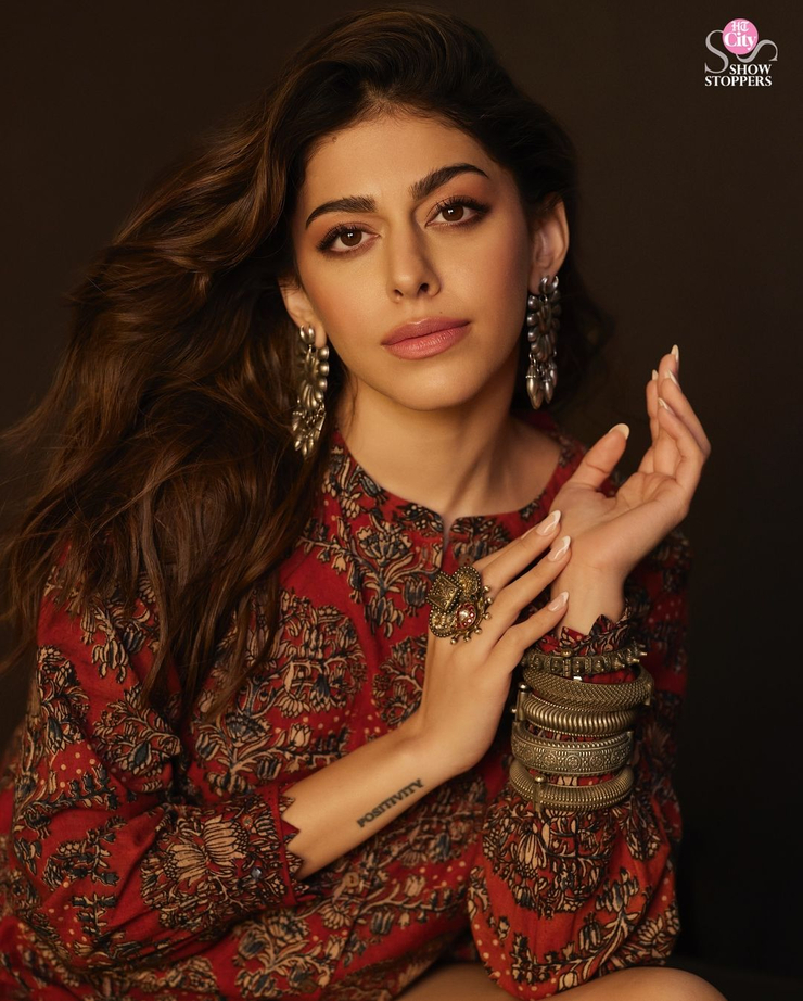 Picture of Aalia Furniturewalla