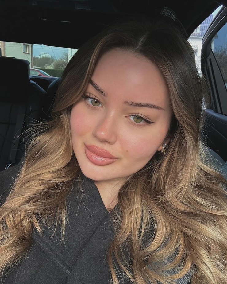 Image of Dzana Dzzyzzle