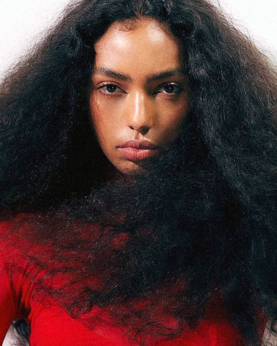 Picture of Emily Mendes