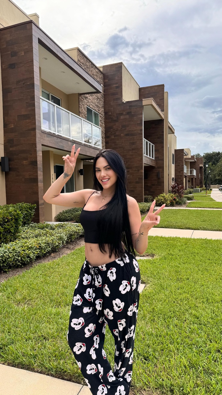 Picture of emily garcia