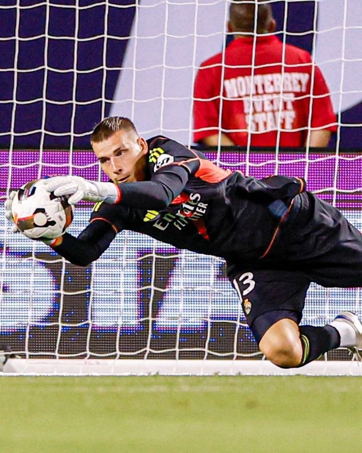 Picture of Andriy Lunin