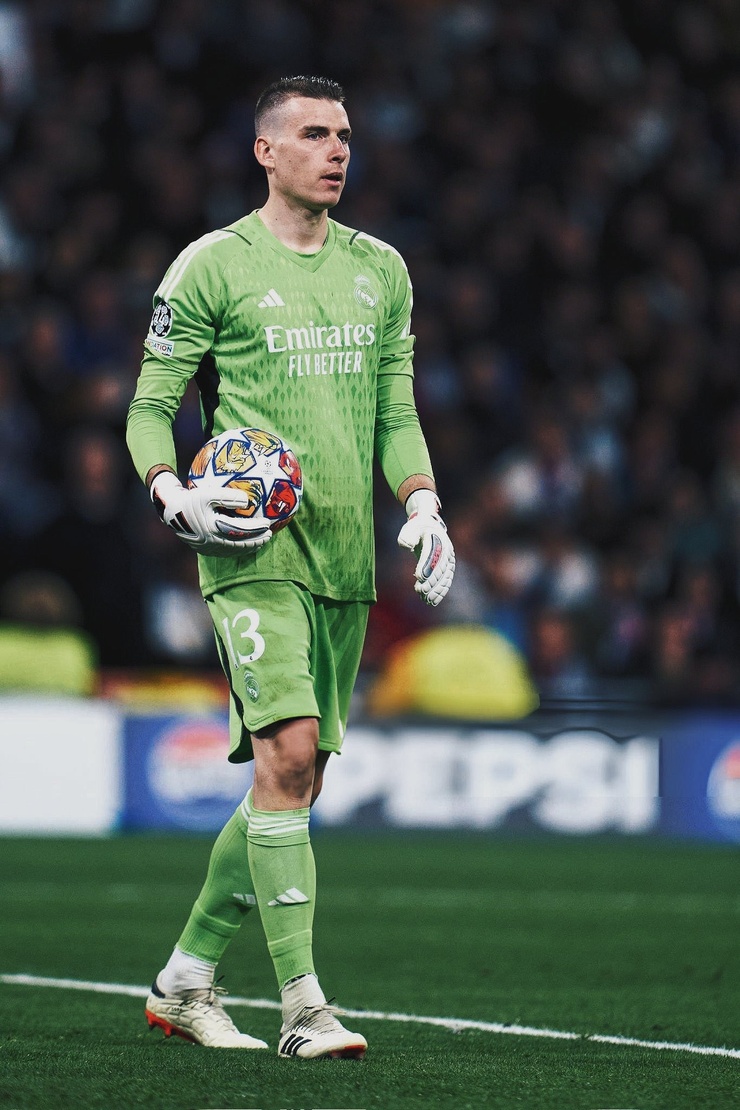 Picture of Andriy Lunin