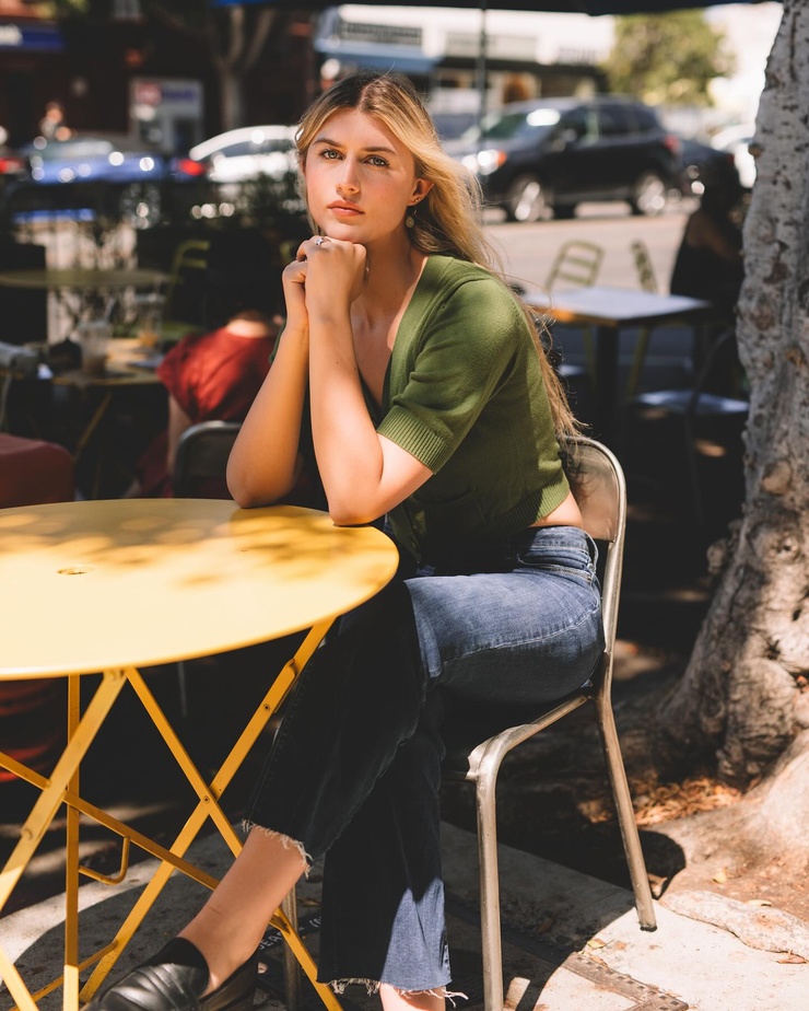 Brooke Elizabeth Butler pictures and photos