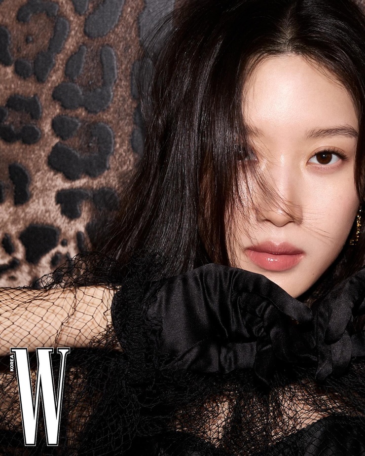 Picture of Ga-young Moon