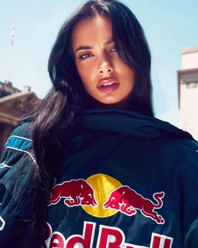 Picture of Gabriela Hadar