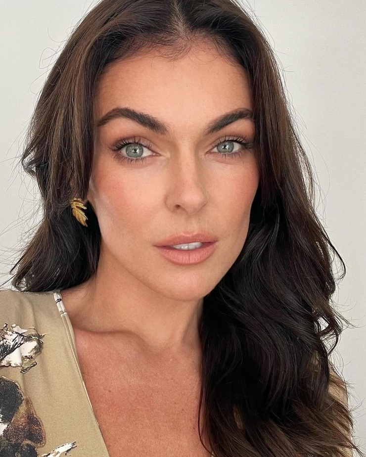 Image of Serinda Swan