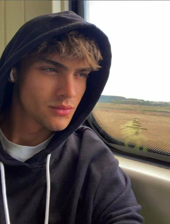 Picture of Gabriel Guevara