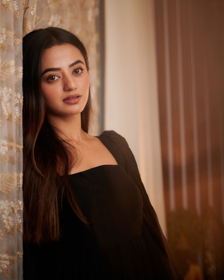 Picture of Helly Shah