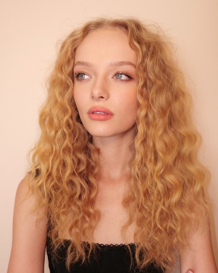 Amiah Miller picture