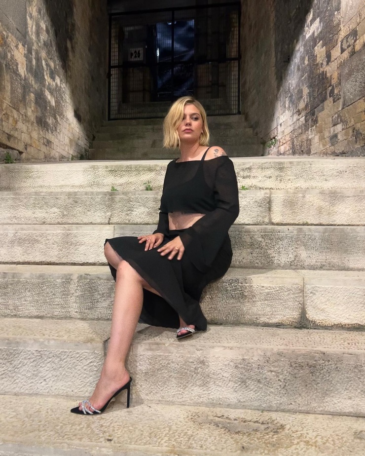 Picture of Louane Emera