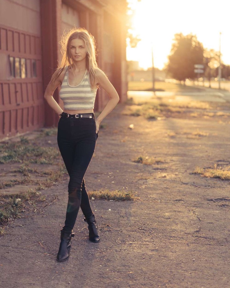 Picture of Alexis Reed (Model)