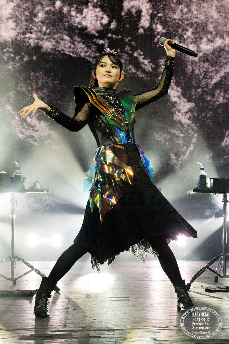 Suzuka Nakamoto image