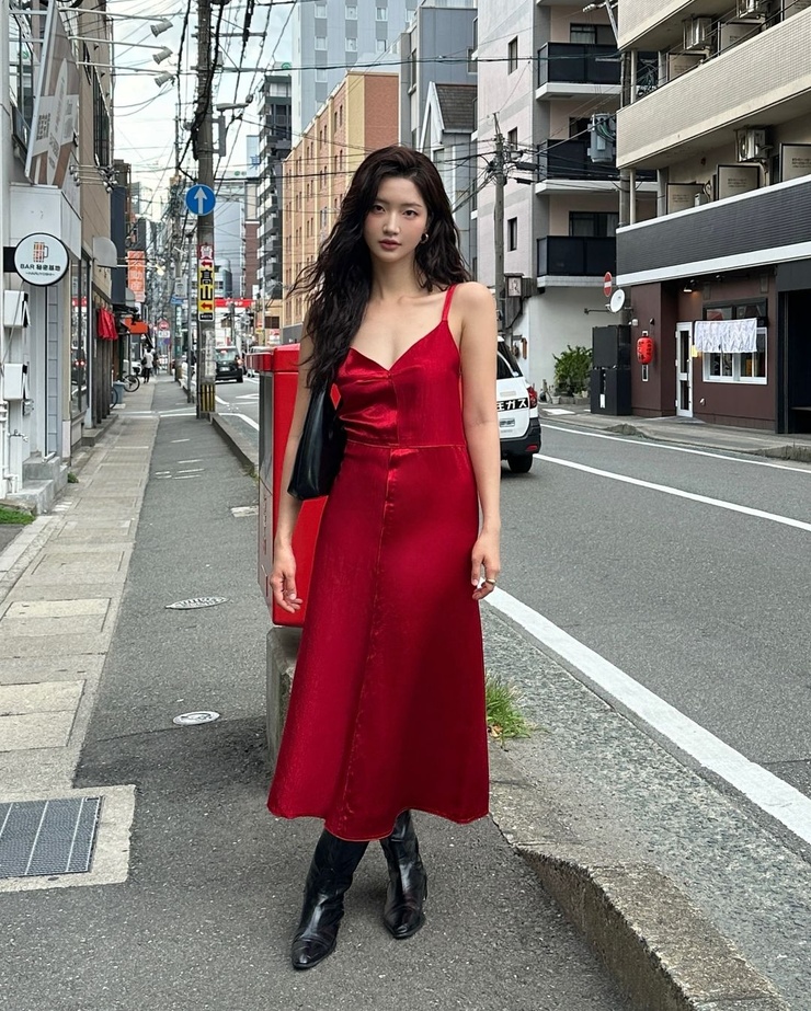 Picture of Ha Jin Park