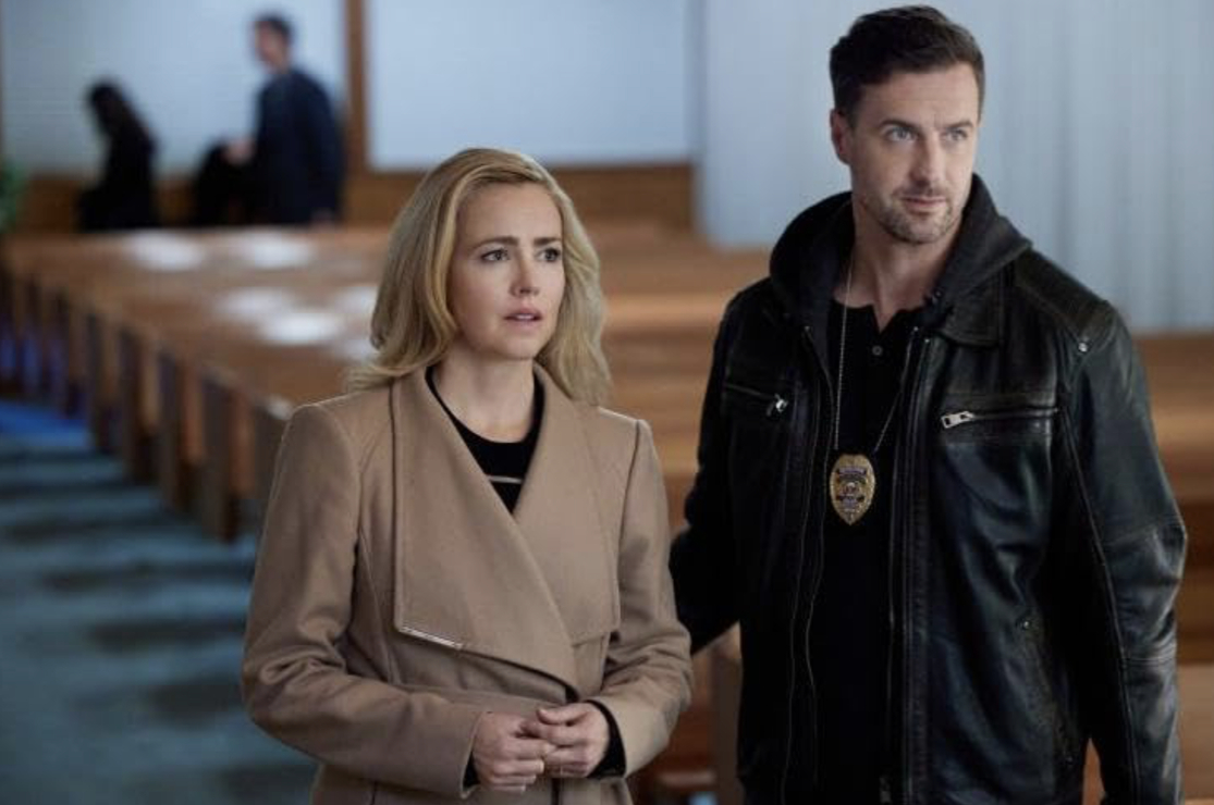 Picture of Amanda Schull