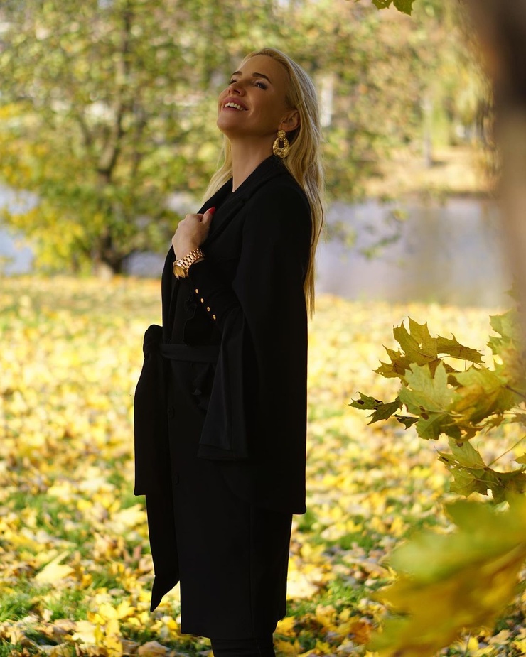 Jenia Tanaeva pictures and photos